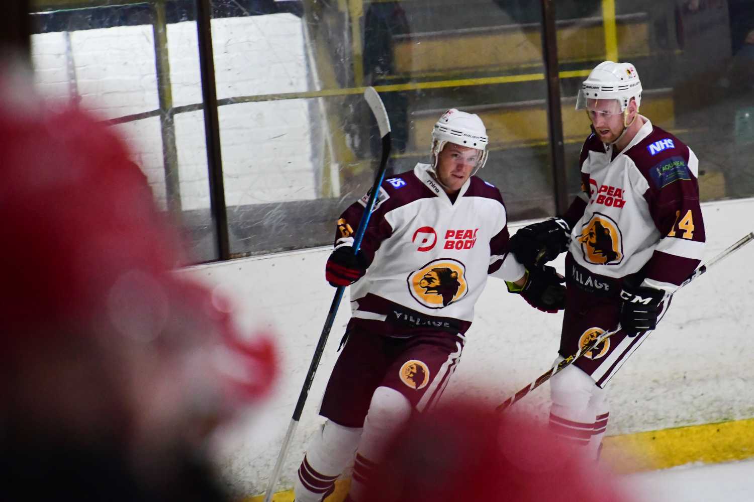 Warriors rout Dragons, Wild in 16 goal weekend