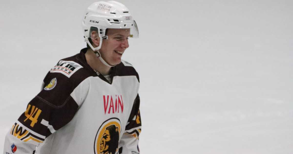 Warriors release Pow